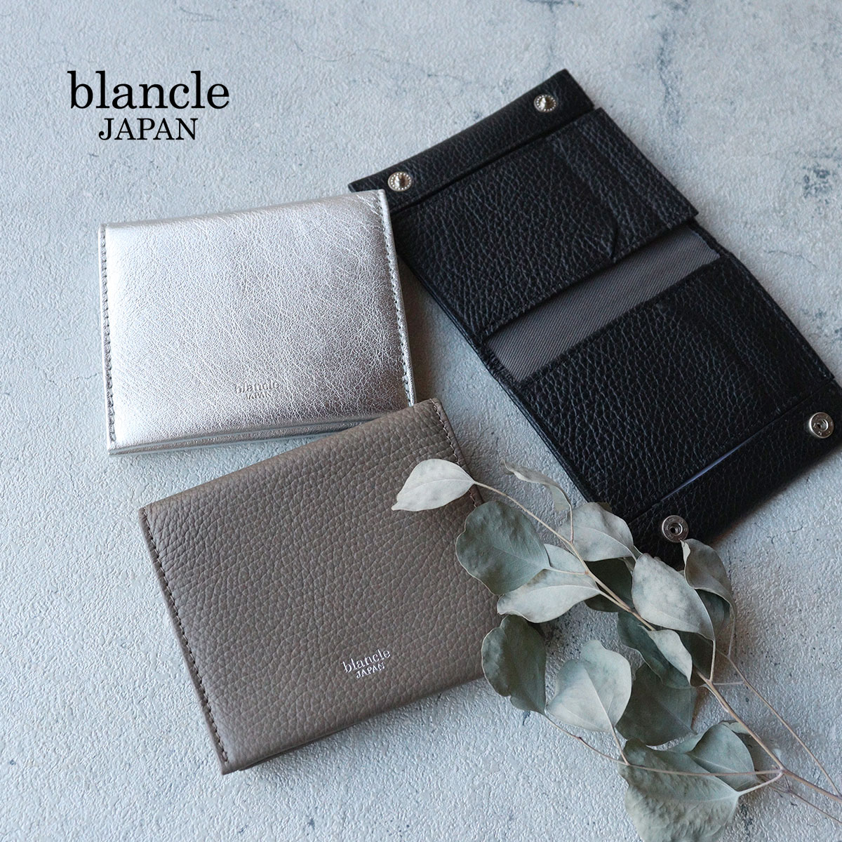 □ブランドblancle(ブランクレ) □シリーズS.LEATHER □素材牛革(イタリーシュリンクレザー) □サイズ約W11.2×H9.5×D1cm □重さ本体：約70g □外ポケット・ファスナー小銭入れ×1 □内ポケット・カードポケット...