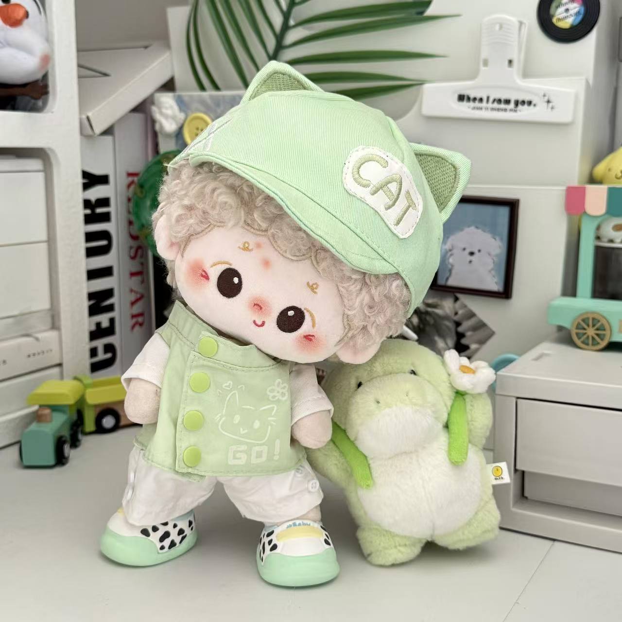 製品仕様: ◆素材: ポリエステル ◆本製品は服セットのみ、ぬいぐるみ本体や靴は含まれていませんのでご了承ください。 商品について: 商品写真はできる限り実物の色に近づけるよう徹底しておりますが、 お使いのモニター設定、お部屋の照明等により...