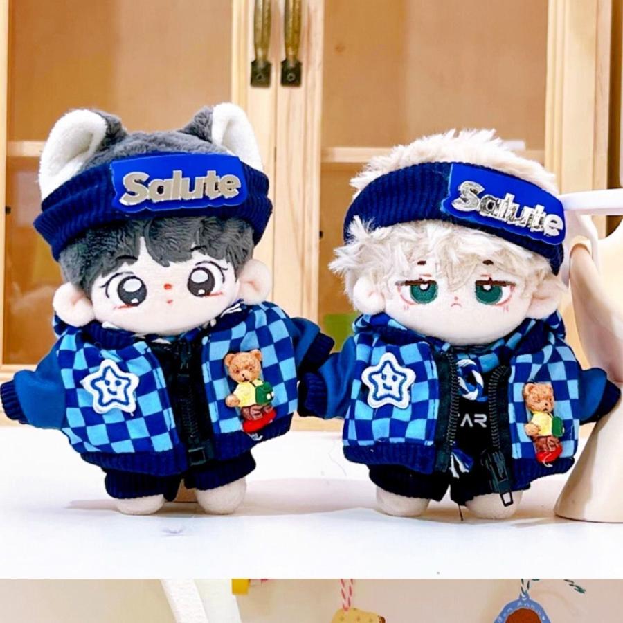 【ぬいぐるみ用服 青色韓国風ストリートコーデ 10cm 20cm】 概要説明：人気の韓国風ストリートコーデが楽しめるぬいぐるみ用服。10cmと20cmサイズに対応し、推し活やアイドルグッズに最適です。カラフルなデザインで目を引くアイテムで、...