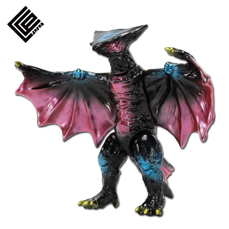 《ミドルサイズシリーズ》 「古そうで新しい、だけど少し古臭いソフビ怪獣シリーズ」をコンセプトに、シリーズ全高12cmほどの、手のひらに収まる集めやすいサイズで、ノスタルジーさを感じさせてくれる、どことなく「昭和レトロ」を感じるレトロテイスト...