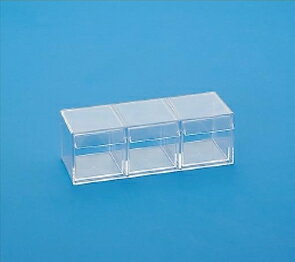 サイズ 240×96×83Hmm 材　質 スチロール バラエティーに富んだ種類をご用意しています。 一体成形にて生産された商品なので肉厚で丈夫。 透明度の高い仕上がり。 フギィアやピンバッチ、ベースボールのコレクション収納に最適です。　