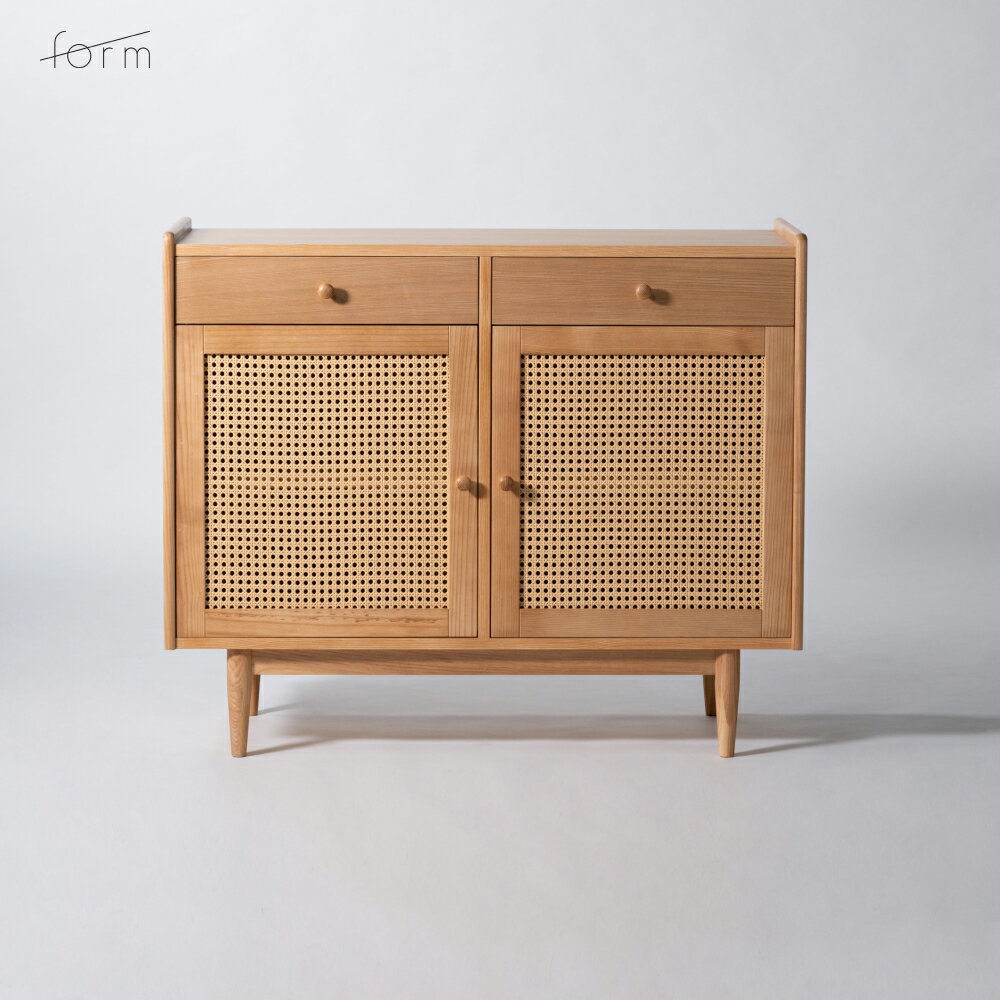 商品情報ブランド / 商品名form（フォーム） / GAMOT（ガモット） キャビネット 100サイズ幅100cm × 奥行40cm × 高さ83cm材質天然木化粧繊維板（アッシュ）、天然木（アッシュ）、ウレタン塗装、ポリプロピレン商品情...