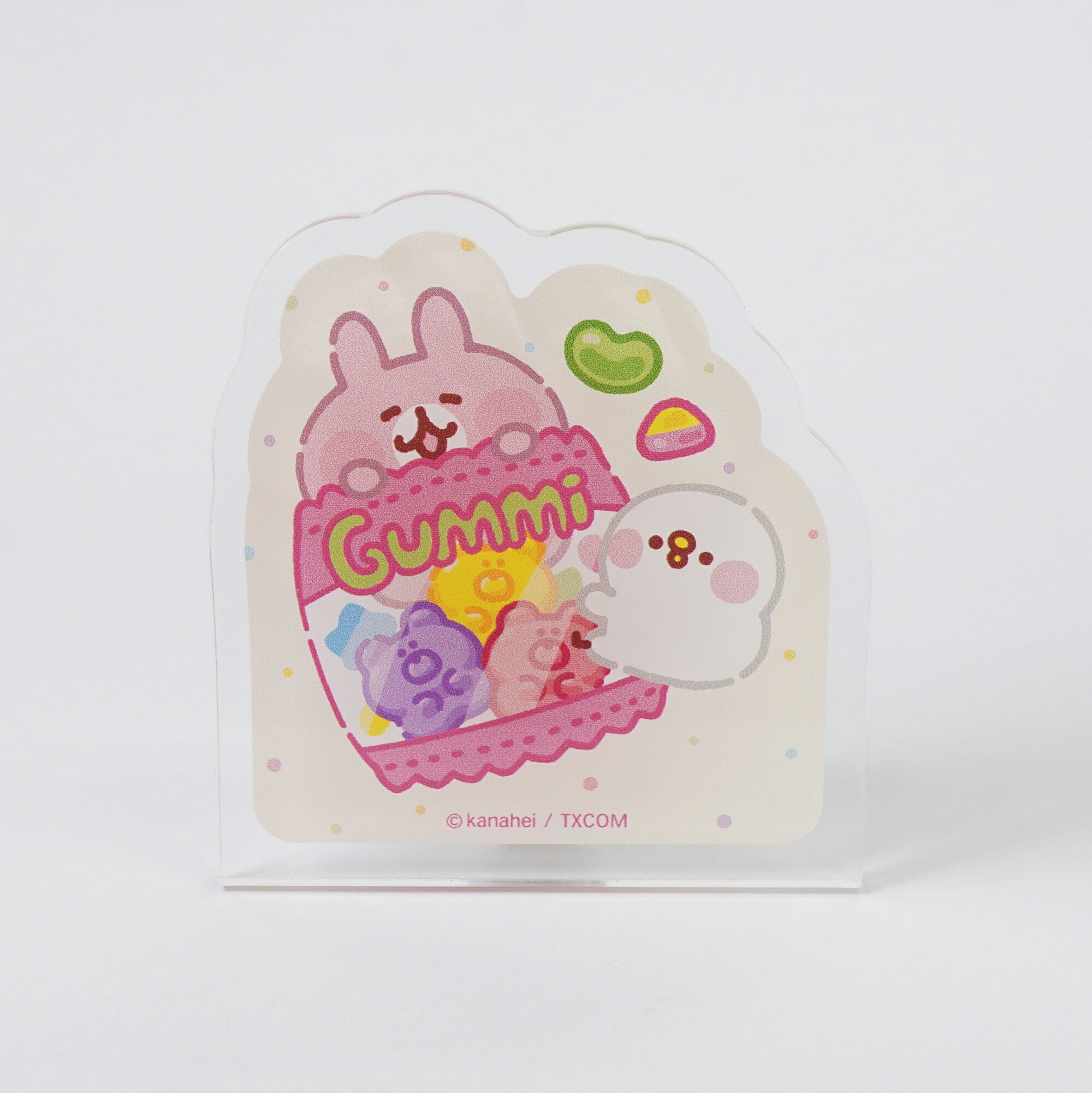 イラストレーター・漫画家『カナヘイ』が描く大人気キャラクター『カナヘイの小動物』。 サイズ：H5.8cm×W5.5cm×D0.3cm 材質：アクリル 生産国：日本