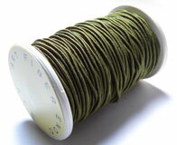商品詳細 素材 アクリル　100％ 長さ 約 20m 直径 約 1mm 特徴 コード刺繍やタッセルの巻き玉づくり、組みひもやミサンガの材料にお勧めの素材です。 ご注意 画面上と実物では多少色合いが異なって見えることがあります。ご了承ください...
