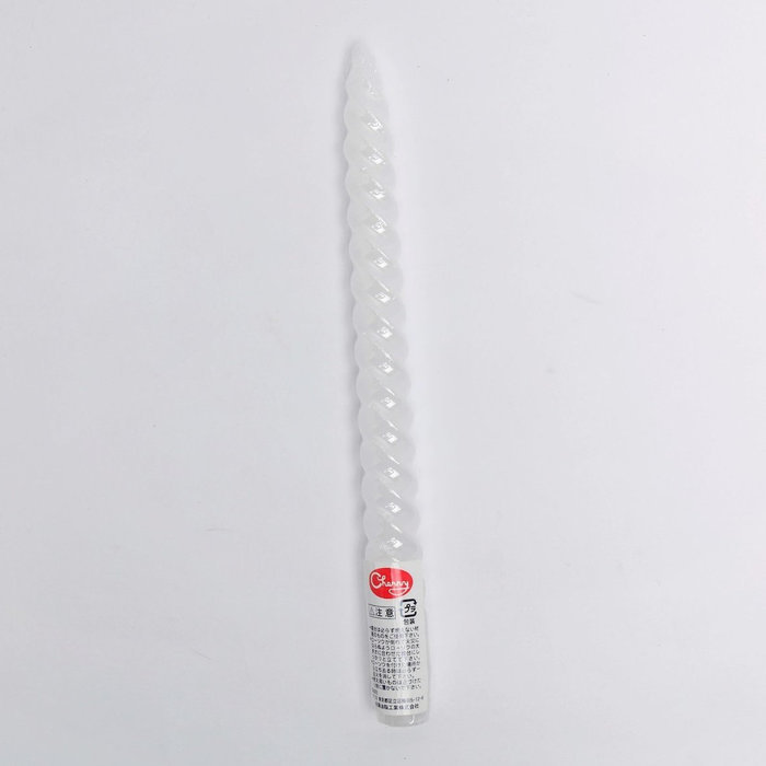 メール便の注意事項はこちら らせん状のスタンダードなキャンドルです。非日常的なキャンドルの明かりは素敵なクリスマスディナーなどにおススメアイテムです。撮影、イベント、舞台小道具でもおススメです。●サイズ：約縦25*横2.2*奥2.2cm●素...