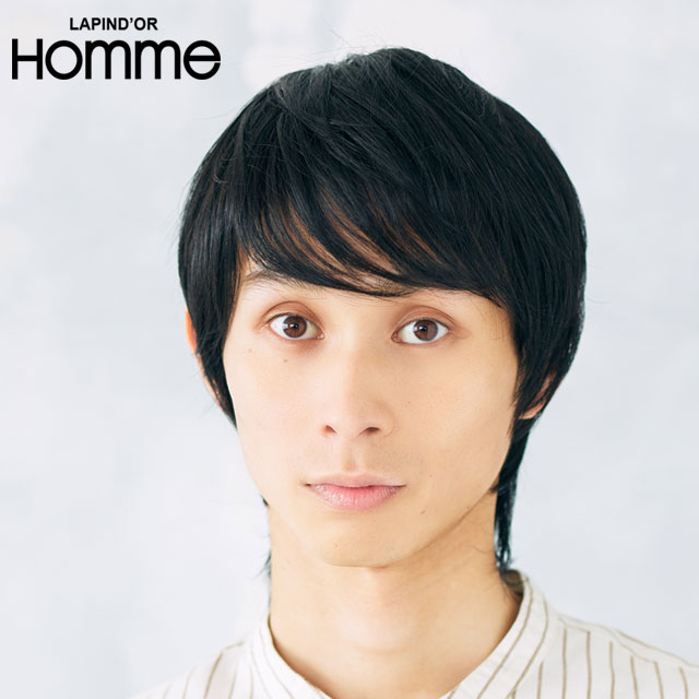 【スタイル】ラパンドアールオム メンズフルウィッグ自毛を見せずにスッポリとかぶる「かつら」タイプの男性用ウィッグカームウルフ 長めの襟足が特徴のウルフスタイル。アレンジ次第で印象がガラリと変わります。【カラー】スタンダードブラックブラックよ...