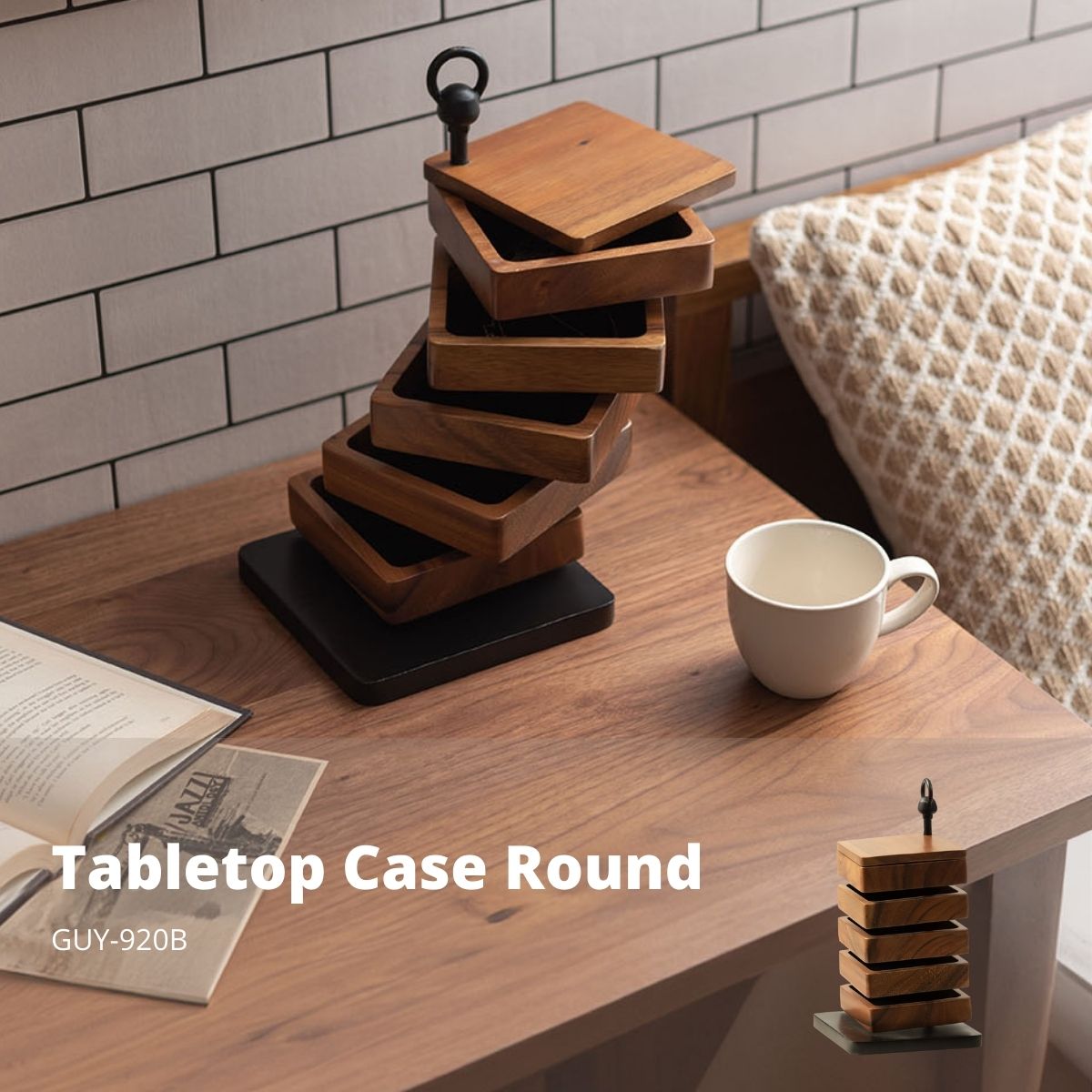 特長●天然木の質感とシルエットが特徴的な小物入れ。●収納力とデザイン性を兼ね備えた仕上がりで空間を引き立てます。●1本のスチールに取り付けられた5個の収納ケースが幾何学的に動く、デザイン性溢れる卓上ケース。●書斎やリビング、玄関回りのヴィン...