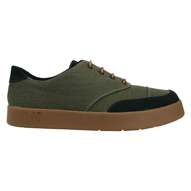 detail アッパー : COW Suede or Wool/Polyester / Cotton / Hemp インソール : Recycling Material / Cotton + Polyester ストレートチップのスタイルを...