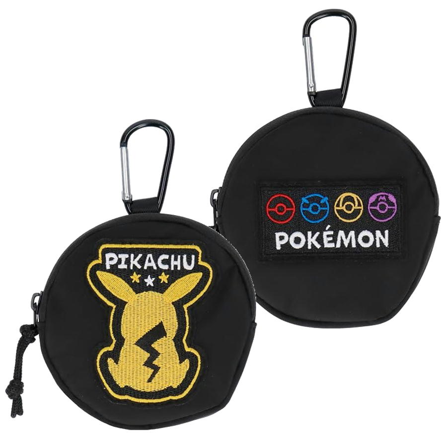 バッグやベルトループにサッと付けられる！大人気「ポケットモンスター」のデザインがあしらわれた、便利で可愛いマルヨシの刺繍カラビナ付きミニポーチです。 高級感のある「刺繍」でキャラクターが表現された、男の子でも女の子でも使いやすいおしゃれなデ...