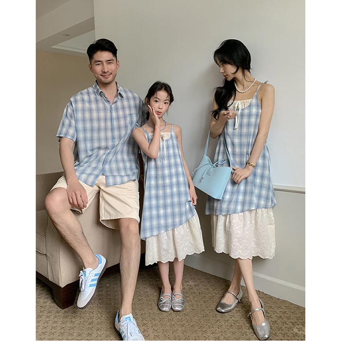 商品名 親子ペアルック ・簡易な包装、ご了承ください。 色 ブルー サイズ 80-150/S-L/S-3XL 素人採寸若干の誤差がある場合がございます。 素材 ポリエステル ご了承いただきたいこと ※サイトに掲載の商品は、撮影の環境とモニタ...