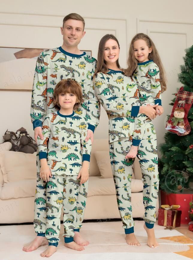 商品名 親子ペアルック クリスマス パジャマ ルームウェア クリスマスイブ 色 写真色 内容 トップス＋パンツ サイズ 画像参考 採寸サイズなので若干の誤差がある場合がございます。 素材 コットン　ポリエステル 連絡について ＊土日祝日に電...