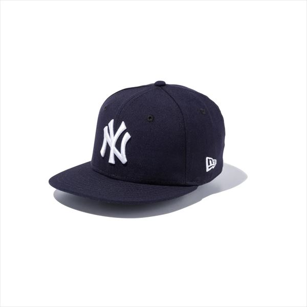 3800アジャスタブル仕様でサイズ調整が可能なユースサイズの9FIFTY。ユースサイズ(目安:6?15歳、身長130?160cm)　本体・つば部分：ポリエステル 100%、つば裏部分：綿 100%アジャスタブル (52cm?55.8cm)