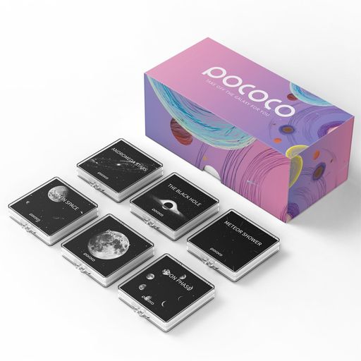 【交換ディスクで叶える、自宅が銀河に変わる特別な夜】POCOCOの家庭用プラネタリウム専用ディスクは、おうち時間を格別にします。お気に入りのソファに座って天井を見上げれば、星空やギャラクシーが部屋いっぱいに広がり、まるでキャンプに来たような...