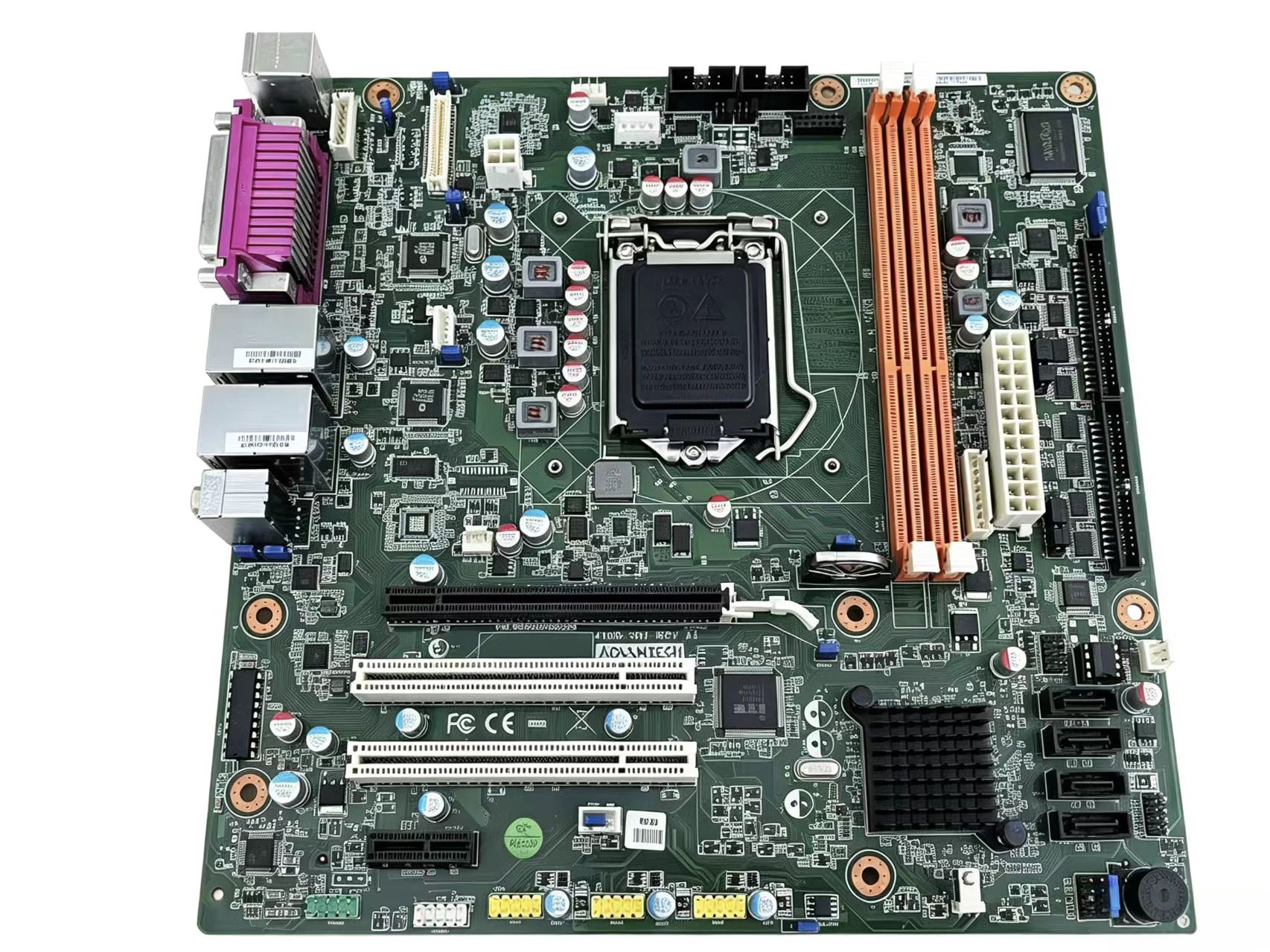 ★製品スペック ・型番：AIMB-501G2-KSA1E、AIMB-501 Rev:A1 ・メーカー：ADVANTECH（アドバンテック） ・用途：産業用組込PCマザーボード ・商品状態：新品互換マザーボード ★配送案内 ・全国送料無料にて...