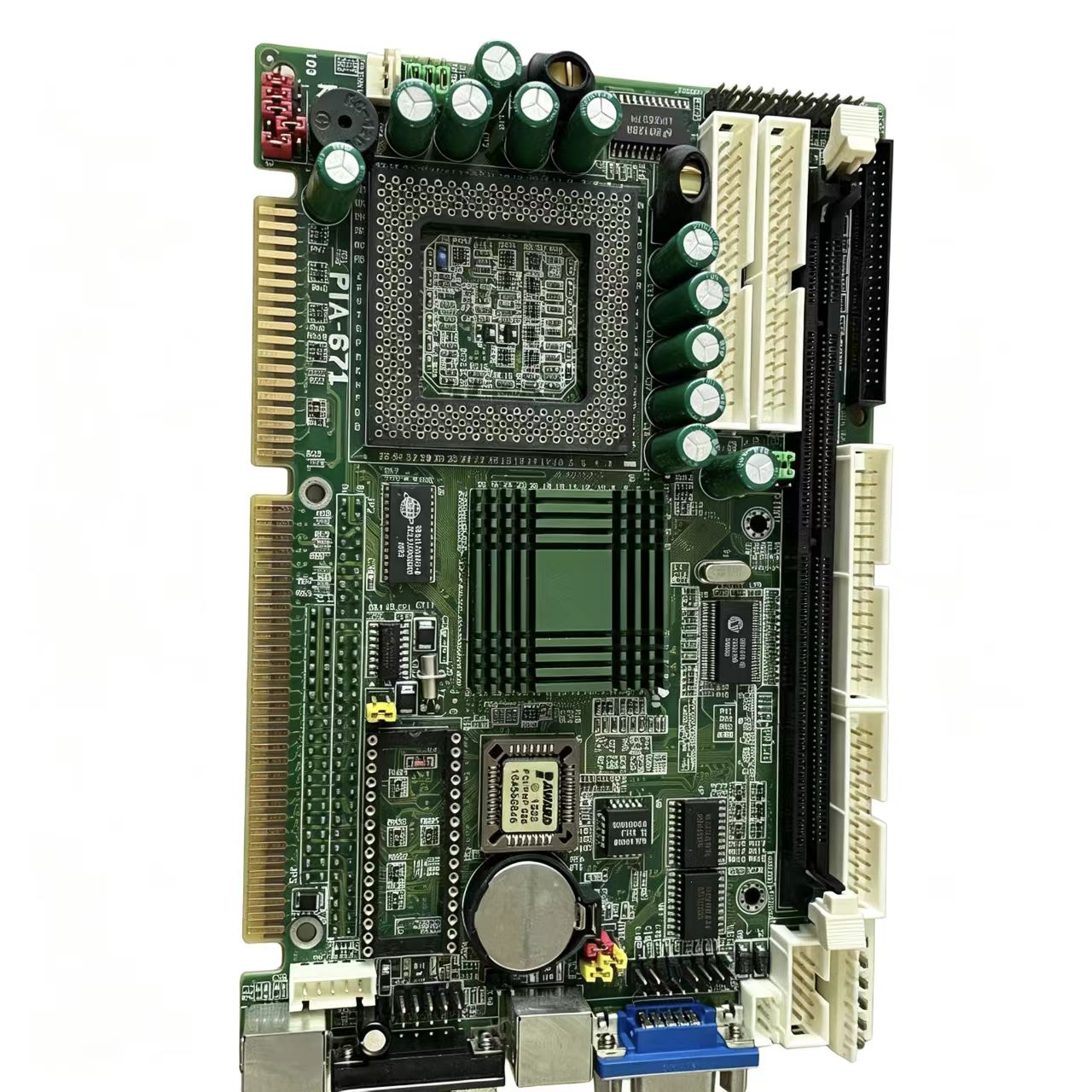 製品スペック ・対応メーカー：ADVANTECH（アドバンテック） ・基板型番：PIA-671 / PIA-671DV.1 586 ・商品状態：新品 ・主な仕様：586規格産業用マザーボード、ISA拡張スロット搭載、VGA/シリアル/PS2...
