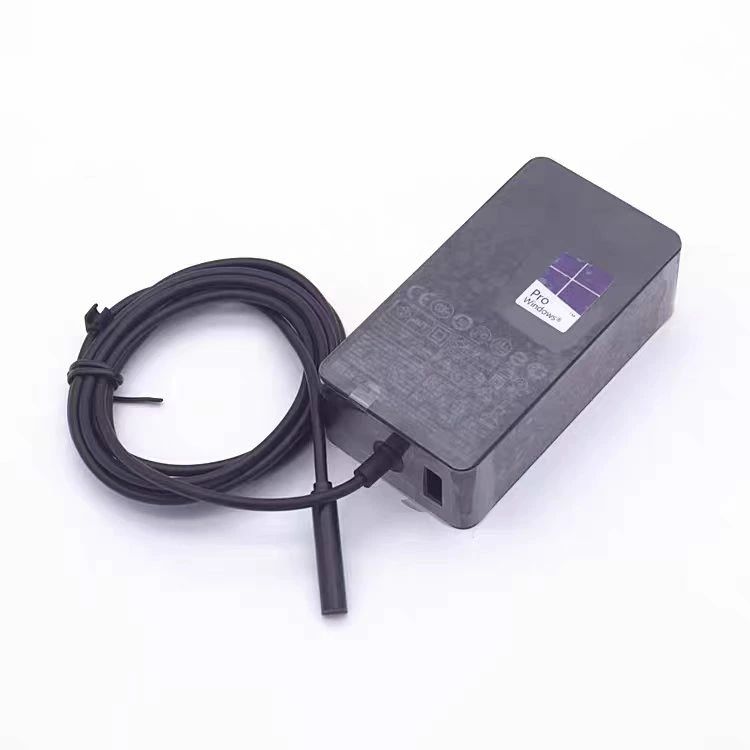 型番(指定不可) 1536 出力 12V-3.6A USB 5V1A 対応機種 Surface Pro 1 Surface Pro 2 Surface RT1 Surface RT2 保証 1年間の製品保証（お渡し日より） ご注意 ※注文前...