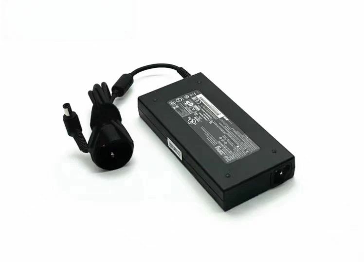 型番(指定不可) CHICONY 入力 電圧100V-240V 50/60Hz 出力 19.5V7.7A 150W コネクタ 7.4mm*5.0mm 対応機種 HASEE S7-TA5NB 保証 1年間の製品保証（お渡し日より） ご注意 ※...