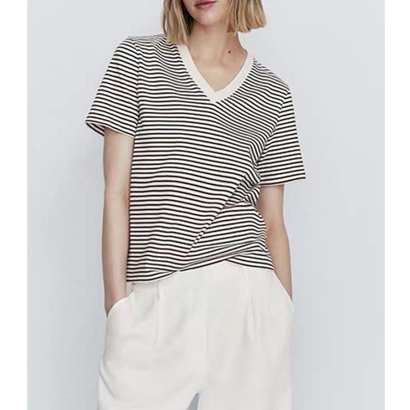 ・カテゴリ: Tシャツ・主な素材: 綿100%・柄: 条紋/格子・スタイル: 通勤風・袖丈: 短袖・衣長: 普通款(50cm<衣長≤65cm)・ネックライン: V領・袖型: 常规款・カラー展開: 条紋・サイズ展開: S,M,L,XL,XXL