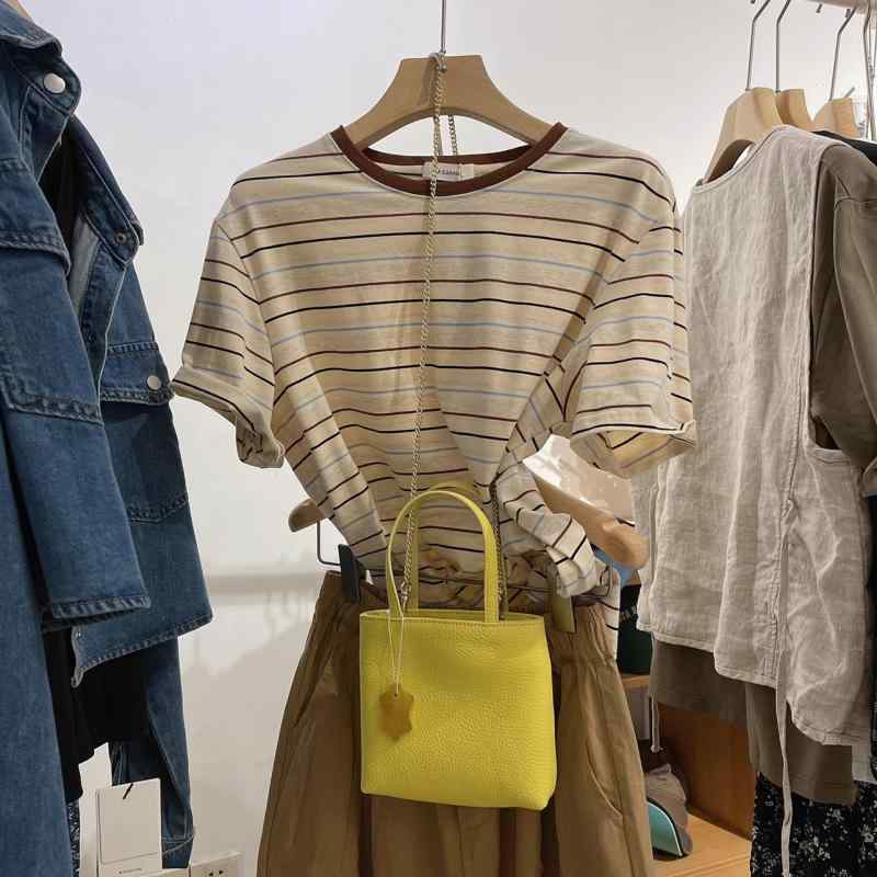 ・カテゴリ: Tシャツ・スタイル: スクール風、快適カジュアル・主な素材: 綿95%以上、スパンデックス30%以下・ネックライン: クルーネック・袖丈: 半袖・柄: ボーダー・カラー展開: 画像通り・サイズ展開: M、L、XL、XXL、3X...