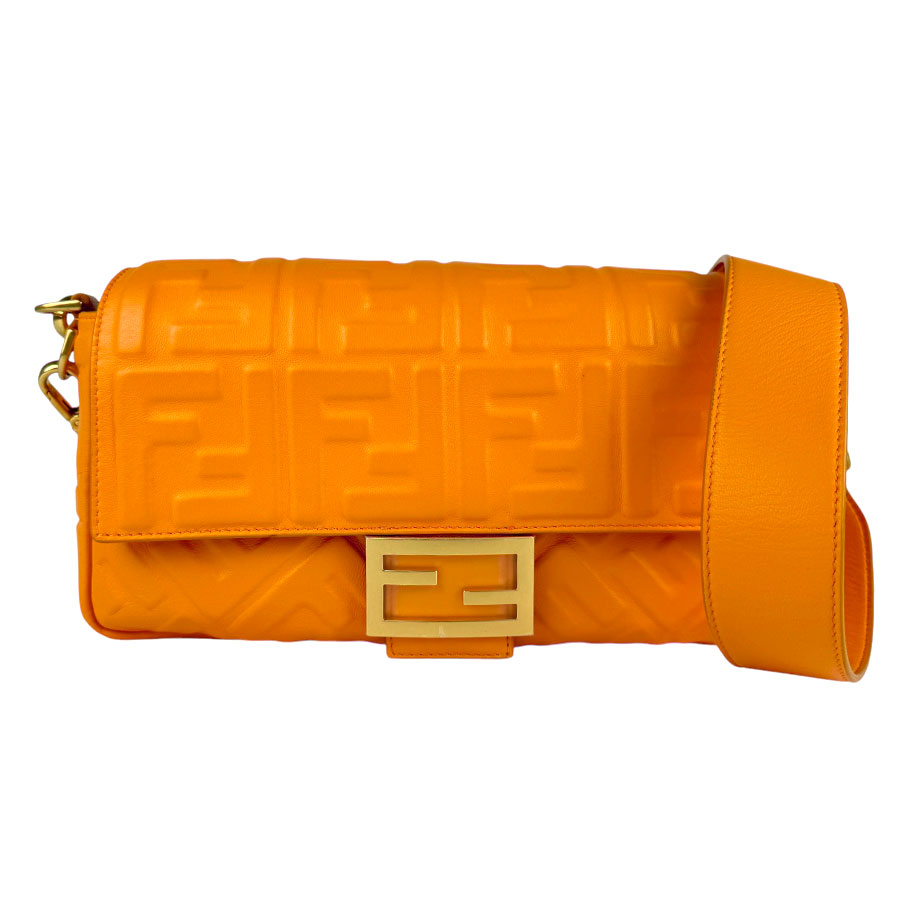 楽天市場】FENDI フェンディ(カラーオレンジ)(バッグ・小物 楽天市場】FENDI フェンディ(カラーオレンジ)(バッグ・小物