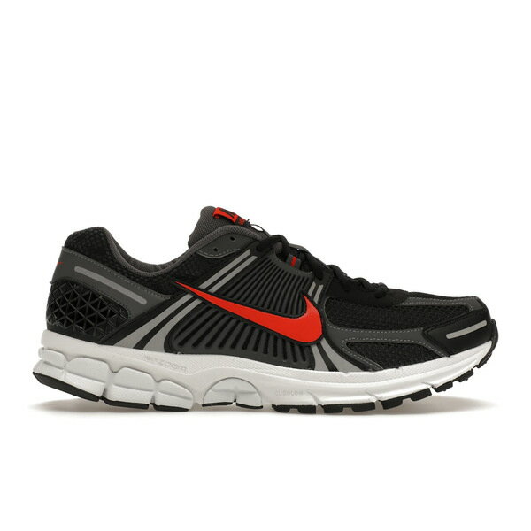 ■ブランド Nike(ナイキ)■商品名 Nike Zoom Vomero 5 Black Picante Red■色 ■サイズ サイズ US_5.5(23.5cm) ■表記の日本サイズは参考サイズとなります。実際のサイズとは前後する可能性が...