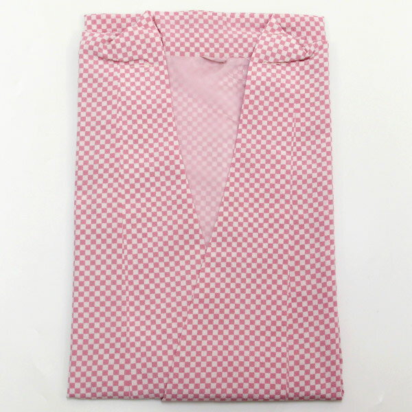 ◆新品　日本製 ◆表地　ポリエステル　100％/裏地　ポリエステル100％ ◆サイズ　身丈　約90cm/袖丈　約48cm/裄　約69cm ◆地色　コスモス色（ストロング　パープリッシュ　ピンク）系 冬の装いに欠かせない、道中着コートでござい...