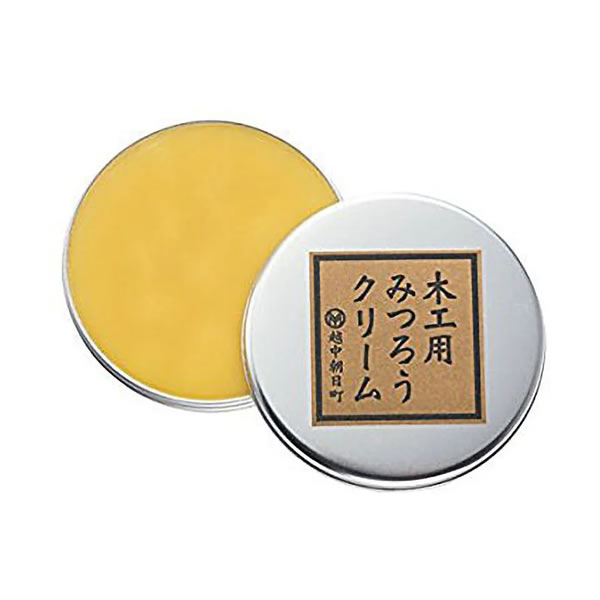 商品名 ほんとうにすべらないお箸 みつろうクリーム 商品説明 ほんとうにすべらないお箸をより永く使っていただくためのコーティングクリーム ほんとうにすべらないお箸は、製品の仕上げ加工で蜜蝋コーティングをしております。 （お箸の仕上げ加工とし...