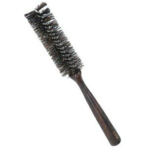 商品のご説明 商品概要 猪毛をステンレスでらせん植毛した円周の直径約28mmの小さなロール。 ショートヘアの方のサイドやネックに最適。 全長：200mm 素材：天然木・豚毛 ご使用方法 ---- 内容量 1個 その他の種類（クリックで商品ペ...