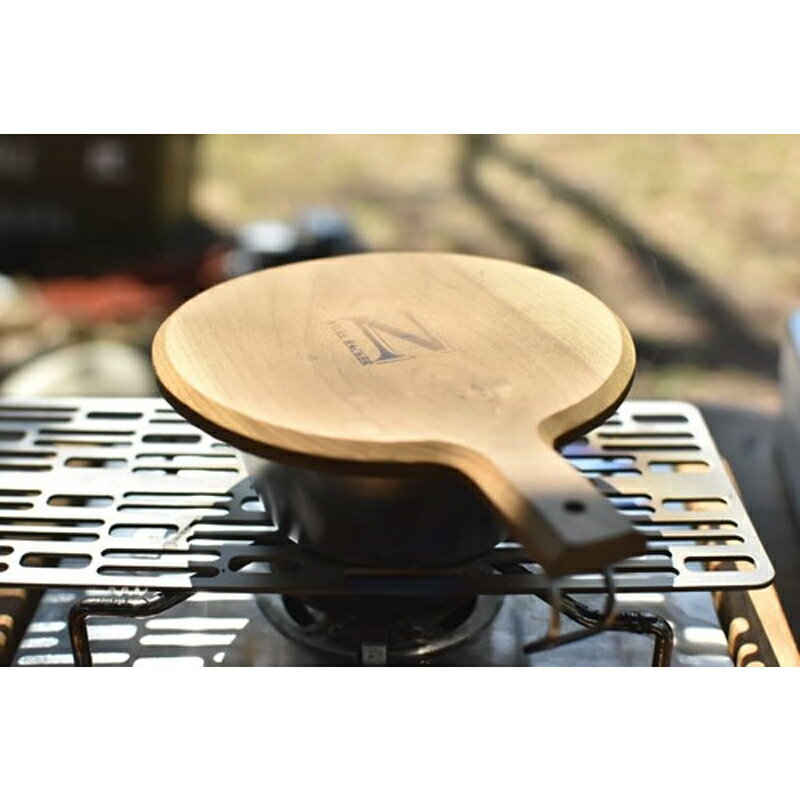 メーカー品番NH-LID商品説明●NATURE HACKER LID奈良の木工場で一つ一つ丹念に作られたシェラカップ用の蓋となります。●時にはカッティングボードにしたりコースターとして使用することも可能です。また蓋を使ってシェラカップでご飯...