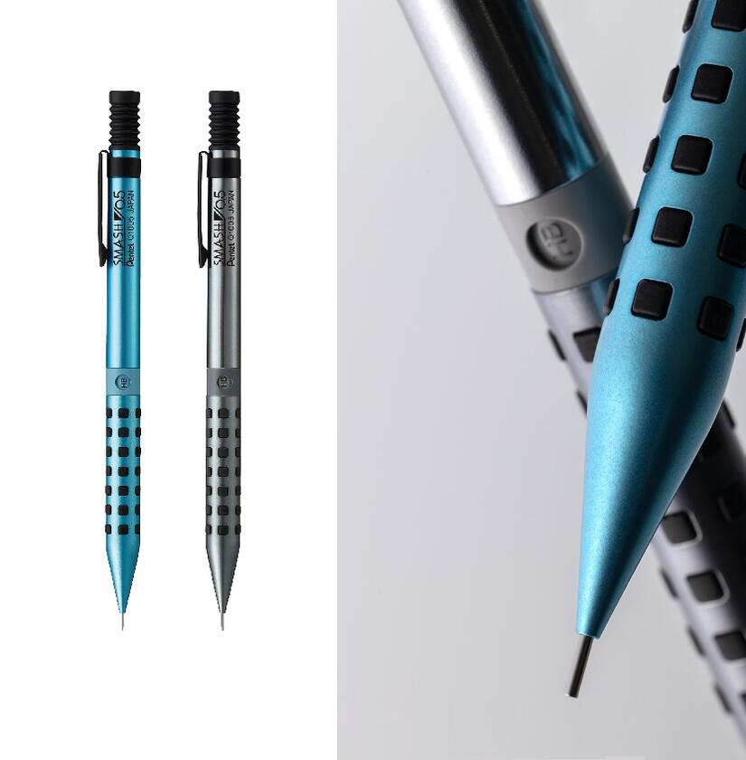 カラーラインナップ ■半ツヤ仕上げで、自然な光沢と高級感の、ブルーダイヤモンドメタリック ■鏡面仕上げで、鏡のように美しく輝く光沢のある、ダイヤモンドメタリック スマッシュのこだわり ■ペン先一体型構造 ペン先（先金）とグリップが一体型。 ...