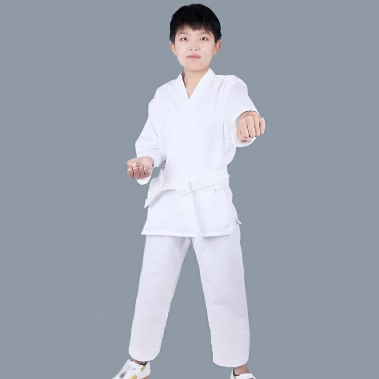 100-180cm!【空手着 3点セット】子どもから大人まで着用可能です。空手道着上衣・パンツ・帯の3点セットズボンは、ゴム仕様で履きやすい構造です。白帯付きなので、初心者の人もすぐに稽古が始められます。初心者、学生、中高生、道場練習用!上...