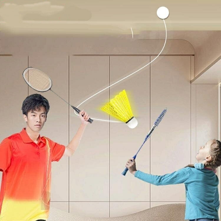 詳しくは写真の通り。※商品のサイズは手作業で測定させて頂いておりますので、若干の誤差があります。3点セット内容:バドミントンボール3個、その他道具不良品についての説明基づいて掲載しています戻ってくる ボール 練習器具 バドミン スポーツ ア...