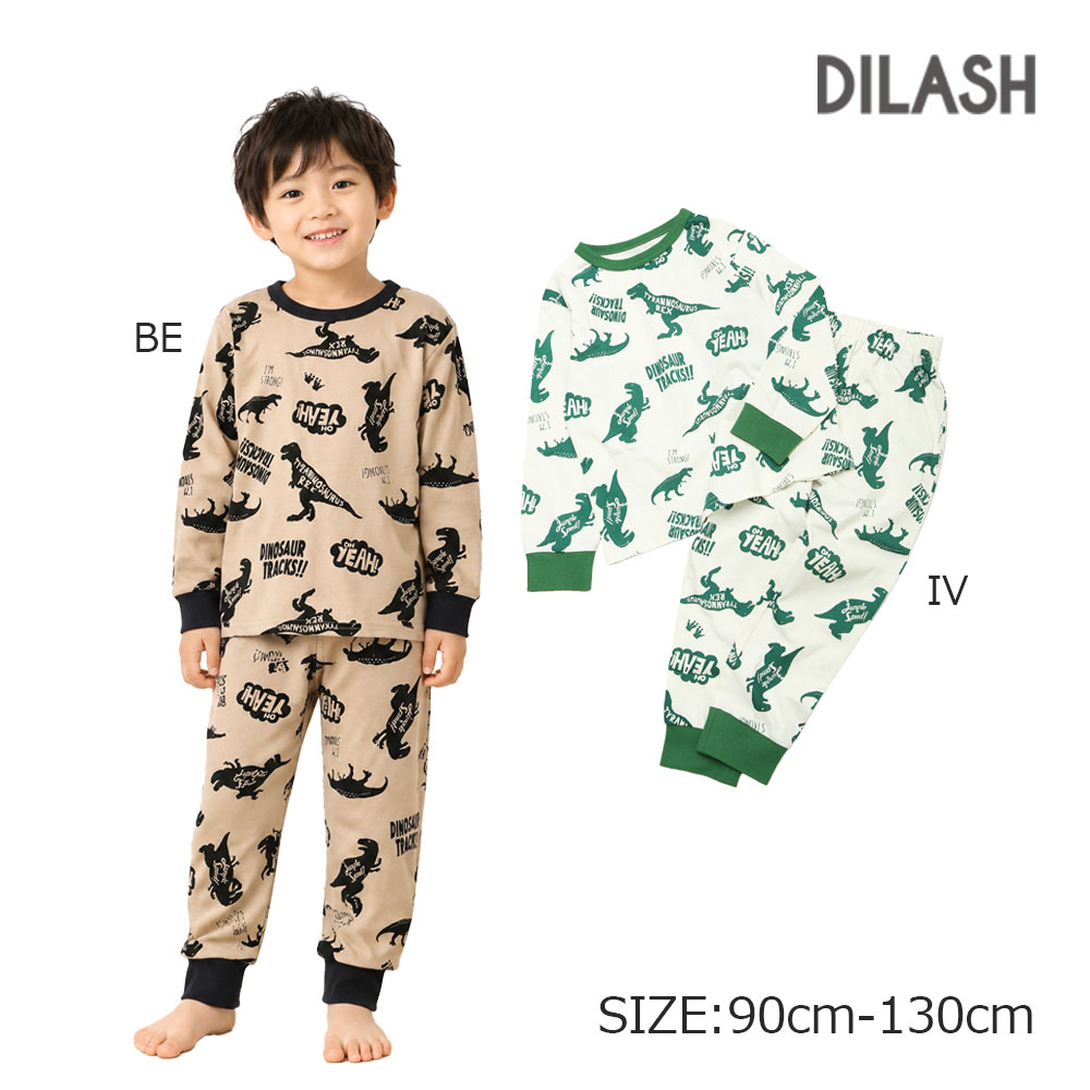 ■品番dl26pj405■商品説明恐竜のシルエットやロゴを大胆に散りばめた、男の子にぴったりの長袖パジャマです。ティラノサウルスをはじめとした恐竜モチーフや、「DINOSAUR TRACKS!!」「OH YEAH!」などのロゴを組み合わせた...