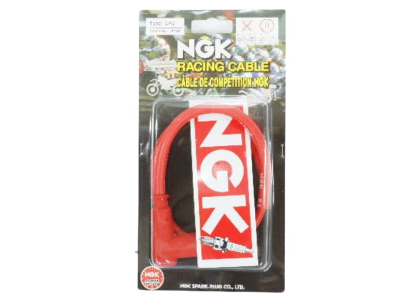 ケーブル　管理番号：4X-1353NGKレーシングケーブル、新品です。ケーブル径7パイ、ケーブル長50cm商品点数：4点プラグキャップ形状Lタイプ、ネジ形端子ケーブル色：レッド、キャップ色：レッド 4本セット商品スペック、適合車種はNGKプ...
