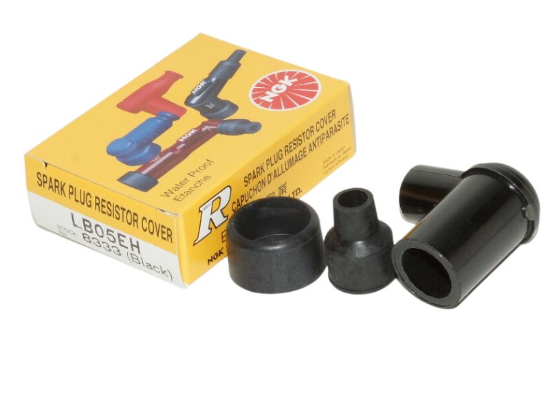 プラグキャップ　管理番号：59-4401NGKプラグキャップ LB05EH 8333 Spark Plug Resistor Cover、新品です。商品点数：1点取寄商品です。Black 1個商品スペック、適合車種はNGKプラグスタジオでご...