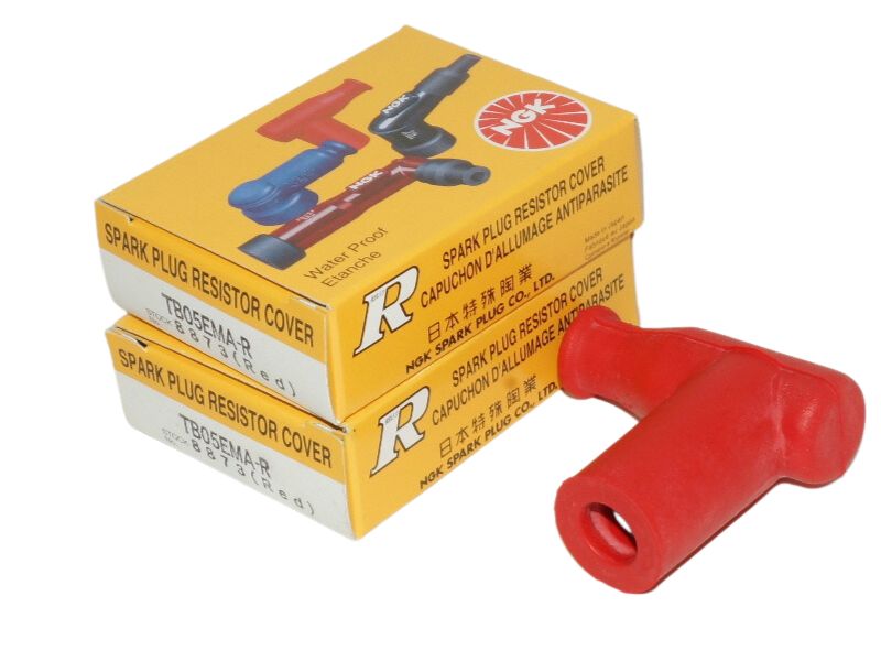プラグキャップ　管理番号：2X-4429NGKプラグキャップ TB05EMA-R 8873 Spark Plug Resistor Cover 2個セット、新品です。商品点数：2点Red商品スペック、適合車種はNGKプラグスタジオでご確認く...