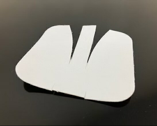 ★商品説明★ 1 人工蛹室BO専用保湿ネル・型番C0： 保湿用ネルの貼り方・貼り直しは難しいので貼り付け前に位置をご確認ください。 ネルを切り込み部分で三つ折りに折って折り目をつけ、真ん中の剥離紙を剥がし（両サイドの剥離紙は残したまま）人工...