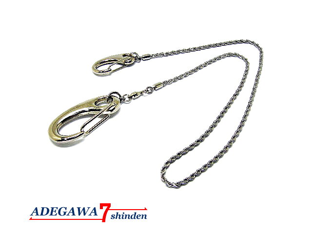 こちらの商品について ■材質　　銀色金具 ■サイズ　全長56cm ■付属品　布袋付き ■状態　　中古Aランク・若干小傷はありますが、特に目立つ問題はありません。 ☆ポールスミス・ツイストロープ・ウォレットチェーン・マルチチェーン・シルバー金...