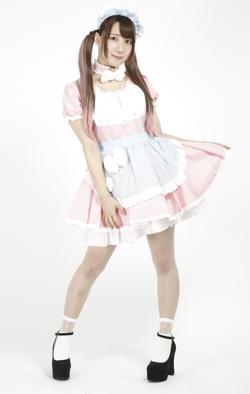 可愛いパステルピンクのメイド服に水色のエプロンとカチューシャのセット ワンピース カチューシャ エプロン チョーカー他 ※写真モデルは身長153cm、Mサイズ着用可愛いパステルピンクのメイド服に水色のエプロンとカチューシャのセット ワンピー...