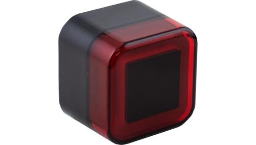 【商品説明】斬新なスタイルと安全性を両立！従来の丸型や楕円形とは一線を画す、スクエア型のブレーキライトが登場しました。このユニークな形状が、あなたのバイクに他とは違う個性的な外観をもたらします。最新のLED技術を採用したGT-07は、驚くほ...