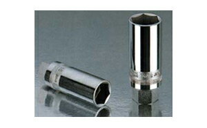 【商品説明】 マグネットの磁力で、確かなキャッチング可能となりました。 【備考】 ・【16mm】 スポーツスター、ツインカムに適合 ・差込角　3/8インチ ・Pro-Auto製 ハーレー 工具・メンテナンスハンドツールその他