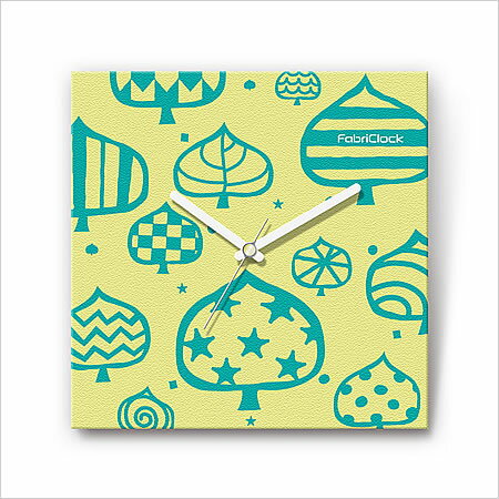 ■インテリアを豊かにするファブリック掛時計。 ■素朴さと温かみが住空間・商空間など様々な場所に馴染みます。 ■色々な種類のデザインバリエーションを用意。 ●ファブリック感を出すために、太糸アムンゼン織の生地をセレクトしています。 ●全面をフ...