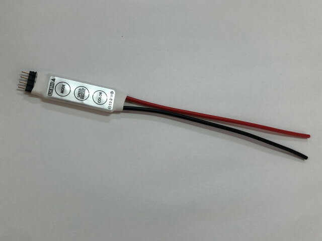 ★★商品説明★★ どのような点灯か分からない為 格安にて販売致します。 オスタイプとなります。 詳細不明の為、画像にてご判断下さい。 【ジャンク品】として出品している商品は、お問い合わせ頂きましても回答出来かねます。 サンプル品として、長期...