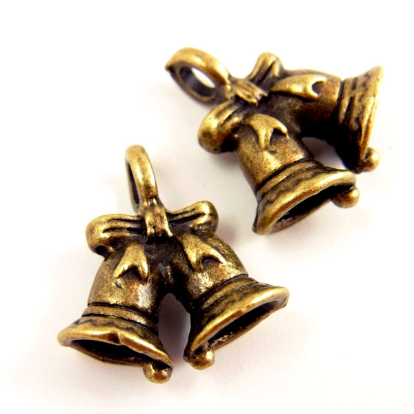 商品セット内容 ★内容：メタルパーツ ★入数：20pcs入り ★サイズ：18mm×16mm厚み8.0mm