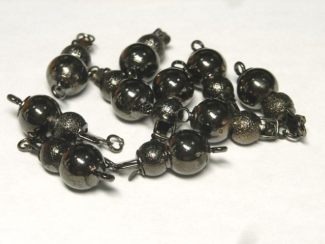 商品説明コチラの商品は少数でお買い求めやすい【少数販売】もございます。サイズ・数量約19×8mm10セット色ガンメタ(メタリックグレー)注意　