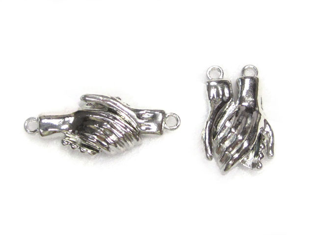 着脱かんたんな磁石の留め具です。縦と横二通りのつなぎ方ができます。サイズ 約30×13mm【留意事項】※サイズや色が画像と若干異なる場合がございます※画像内に使用している装飾品や他アクセサリーは商品に含まれません