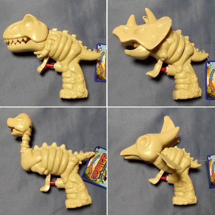 [ 商品名 ]恐竜化石 ウォーターガン [ 特徴 ]恐竜の化石をモチーフにした水鉄砲です。対象年齢：5才以上[ バリエーション ]・ティラノサウルス・トリケラトプス・ブラキオサウルス・プテラノドン[ カラーリング ]・クリーム・グリーン・オ...