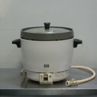 2011年製 リンナイ 2升炊き 都市ガス 炊飯器 RR-20SF2 W431D335H348mm 商品は中古品です。 多少の傷汚れあります。 状態画像にて判断願います。 点火動作確認済です。 実際に米は炊いていません。 初期不良の場合は1...