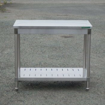 タニコー 業務用 ステンレス 作業台 W900 D450 H800mm W90D45H80cm 厨房 TX-WT-945NB 商品は中古品です。 多少の傷汚れあります。 状態画像にて判断願います。 　 よろしくお願いいたします。 送料 大型...