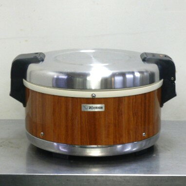 2022年製 象印 電子 保温 ジャー 木目 TH-GA40 100V 2升 4L W460D380H250mm 5.0kg 商品は中古品です。 多少の傷汚れあります。 状態画像にて判断願います。 動作確認済です。 よろしくお願いします。 ...